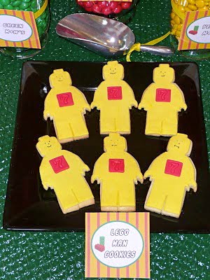 Pluff Mudd Studio: Lego Man Real Party